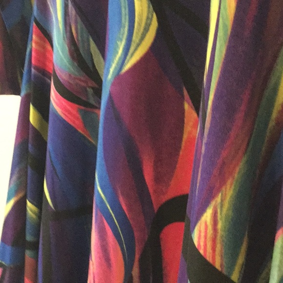 Premise | Tops | Beautiful Colorful Top | Poshmark